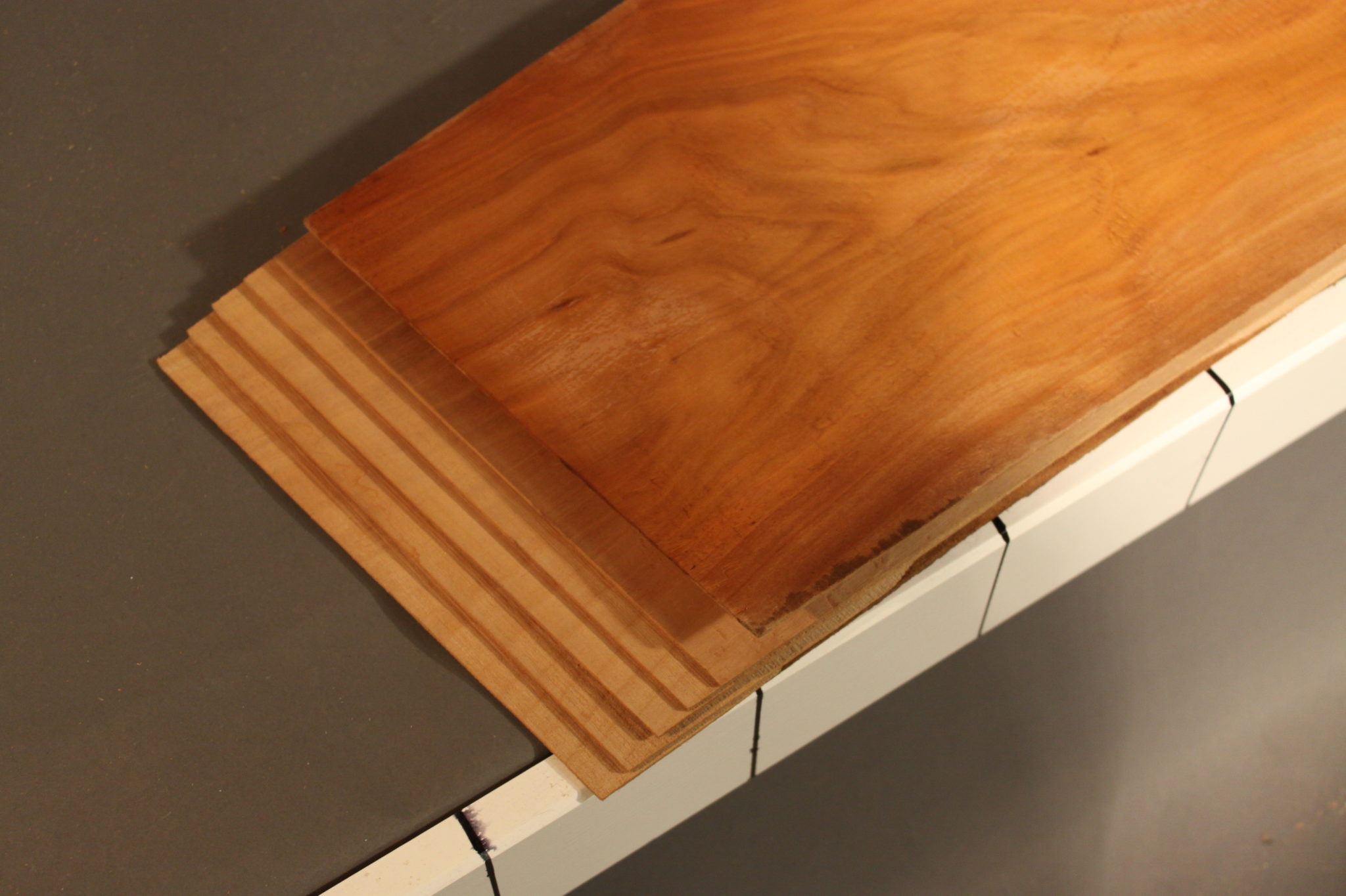 Kirschbaum-Furnier 2,5 Mm (95 X 28 Cm) - Furnier-Manufaktur